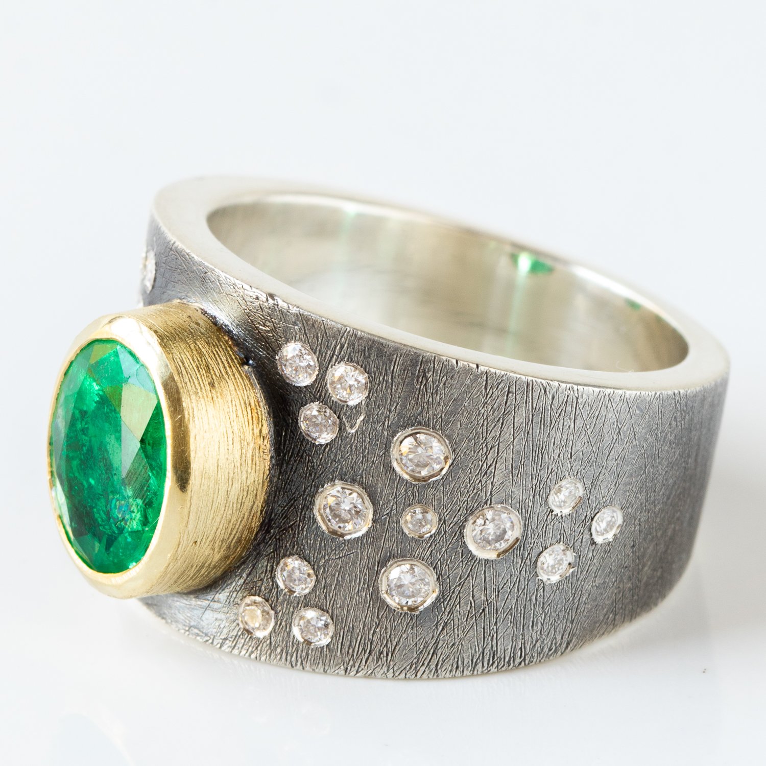 Rene Escobar Trunk Show: Oval Emerald Ring by Rene Escobar - NEWTWIST