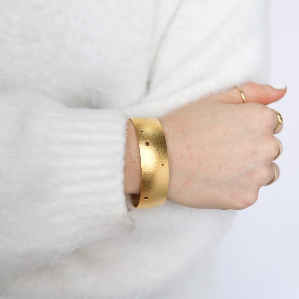 Modern Screw Cuff in Gold by Miansai - NEWTWIST