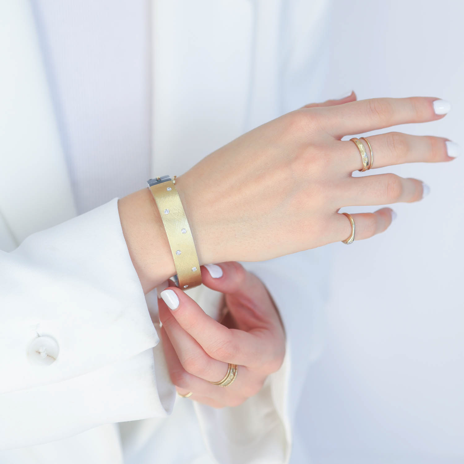 Rene Escobar Trunk Show: Thick Carol Bangle in Yellow Gold by Rene ...