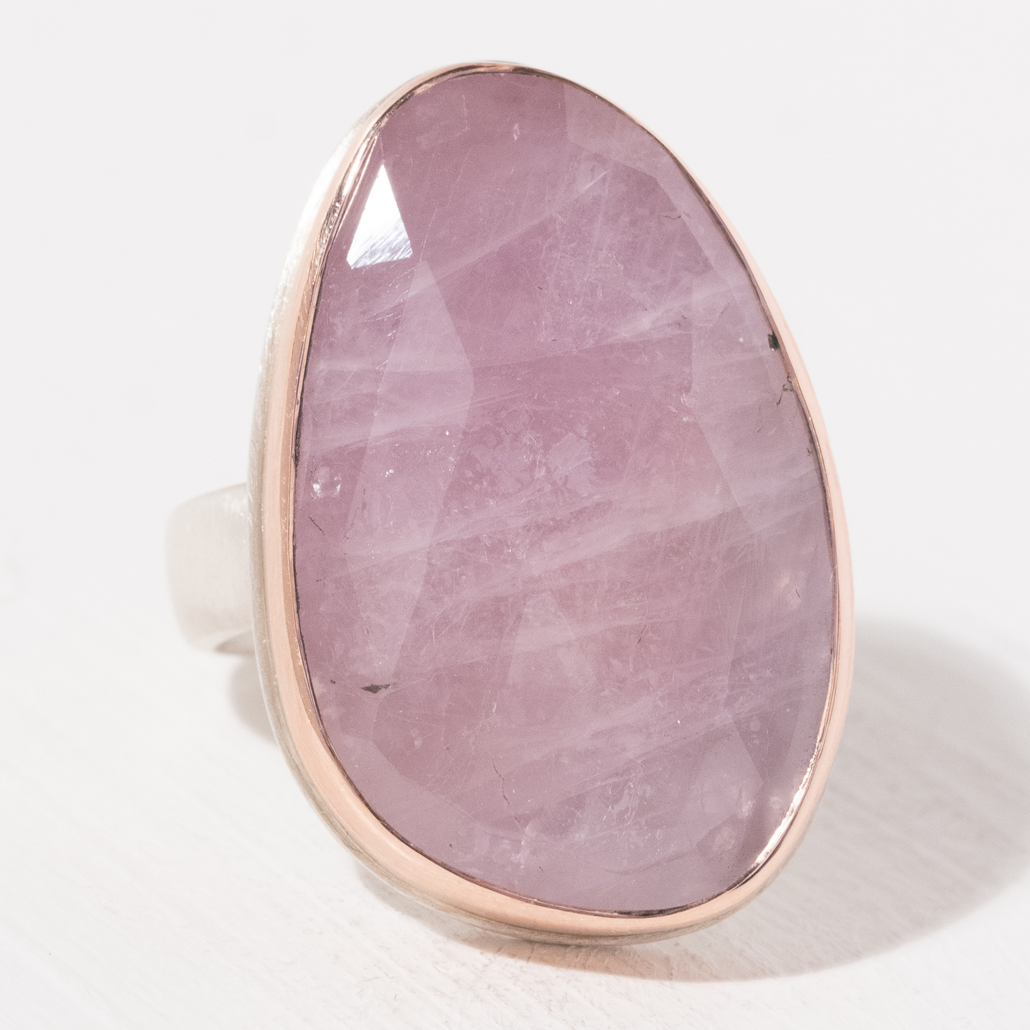 Jamie Joseph Trunk Show: Pink sapphire ring by Jamie Joseph - NEWTWIST
