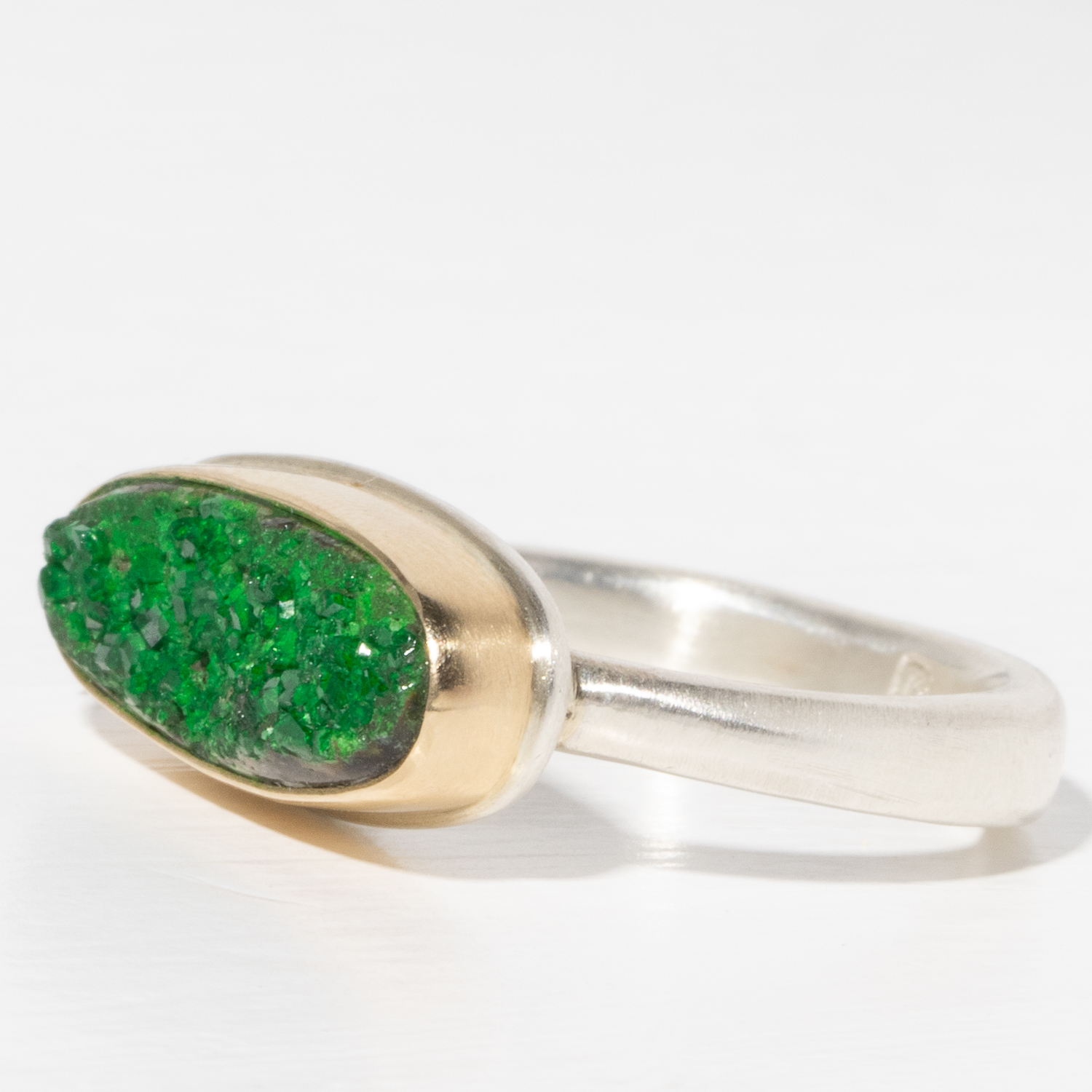 Jamie Joseph Trunk Show: Small Uvarovite Ring by Jamie Joseph - NEWTWIST