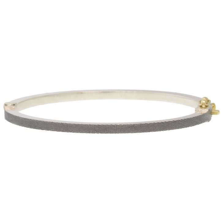 Emerald Junia Bangle by Rene Escobar - NEWTWIST